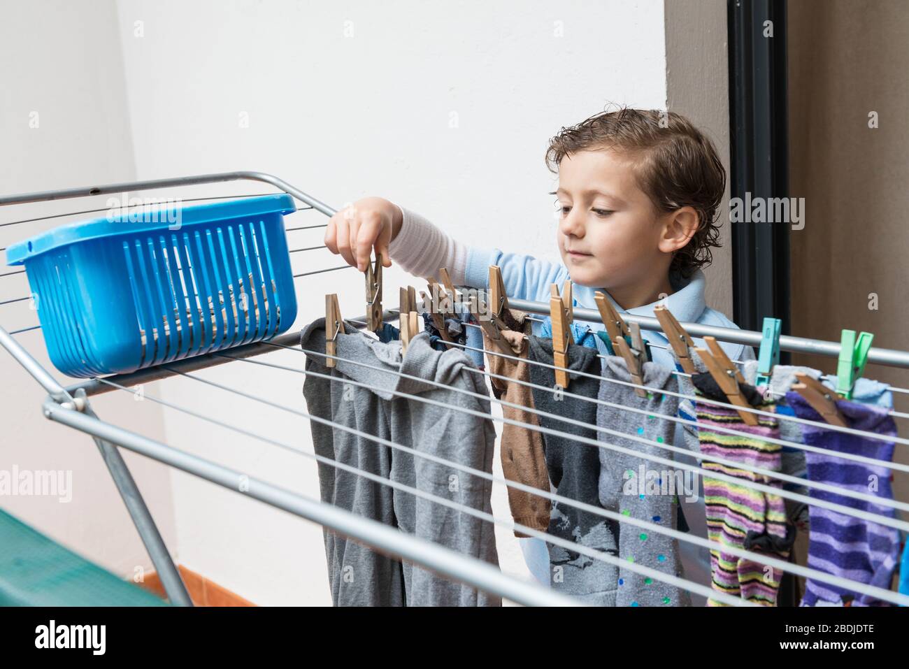 Laundry help hi-res stock photography and images - Alamy