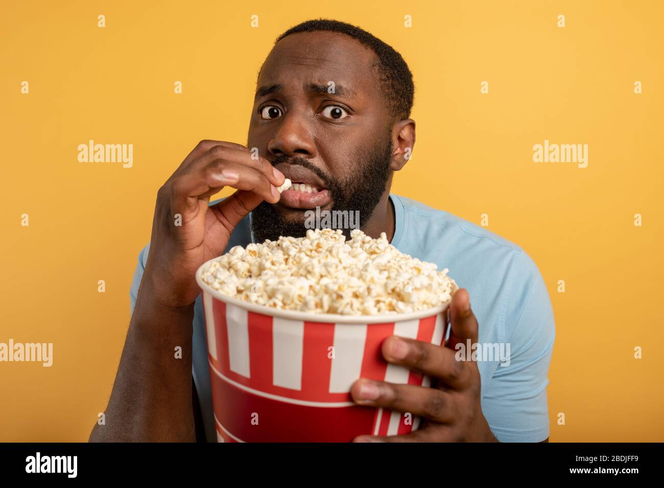 Horror film scared hi-res stock photography and images - Alamy