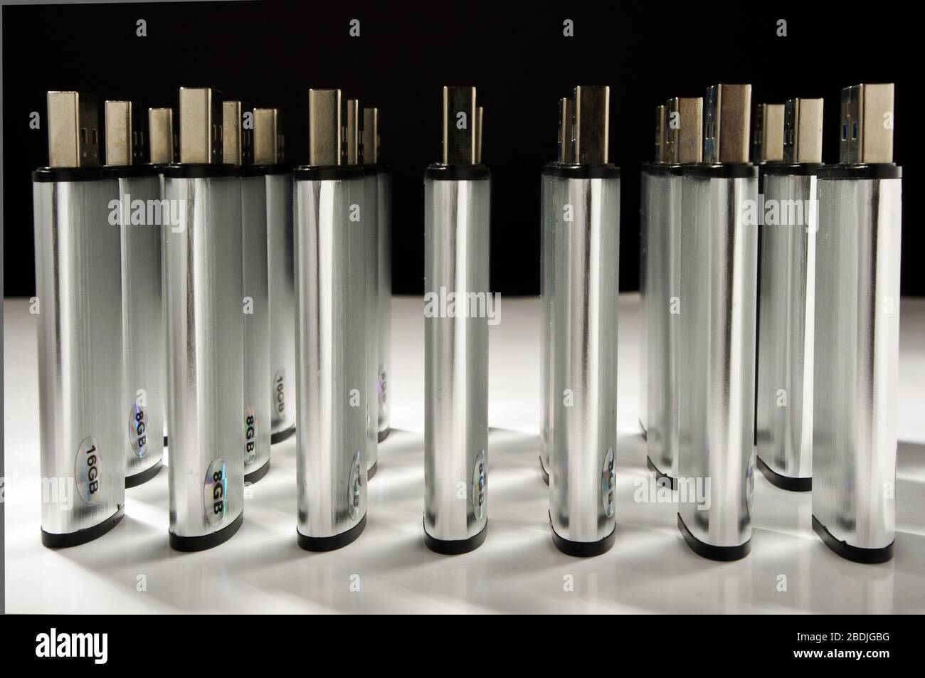 Dimensions difference hi-res stock photography and images - Alamy