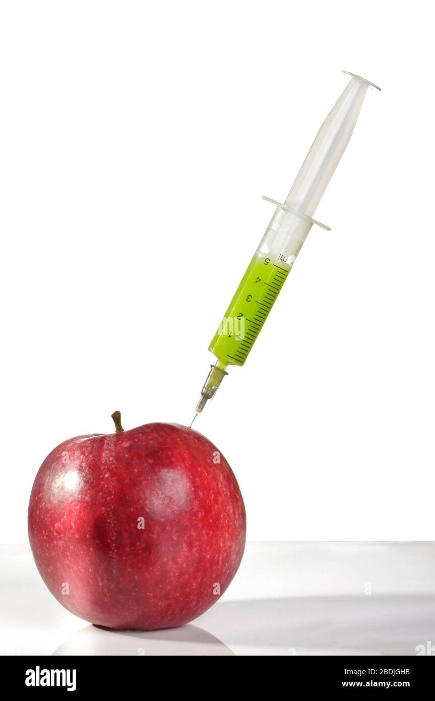 Medicine injection red serum health hi-res stock photography and images ...