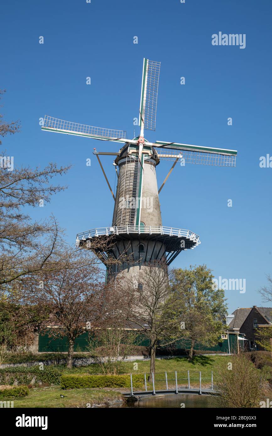 Traditional dutch windmill hi-res stock photography and images - Alamy