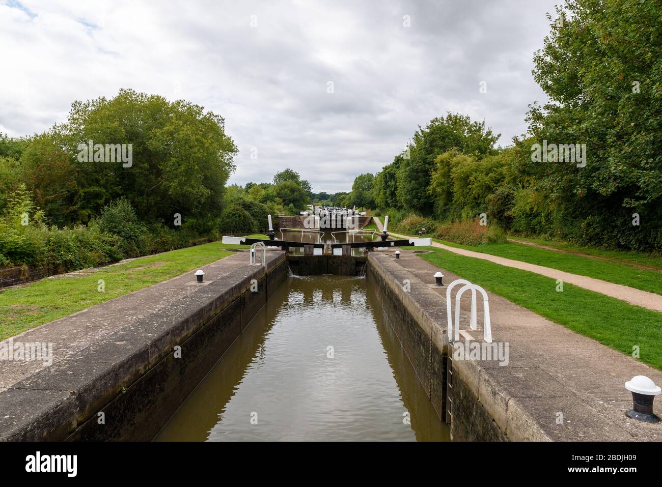 Warwick gates hi-res stock photography and images - Alamy