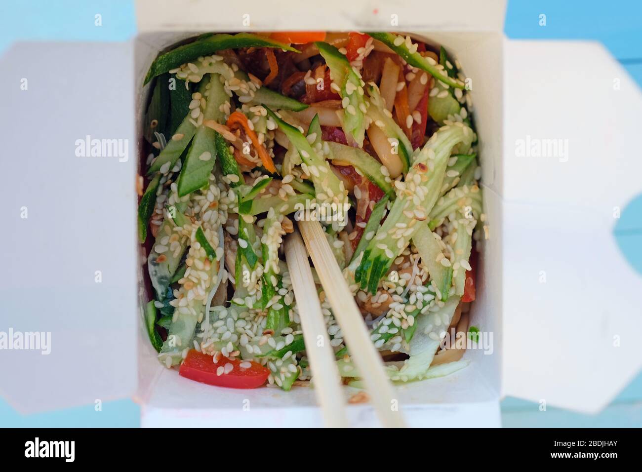 Wok boxes hi-res stock photography and images - Alamy