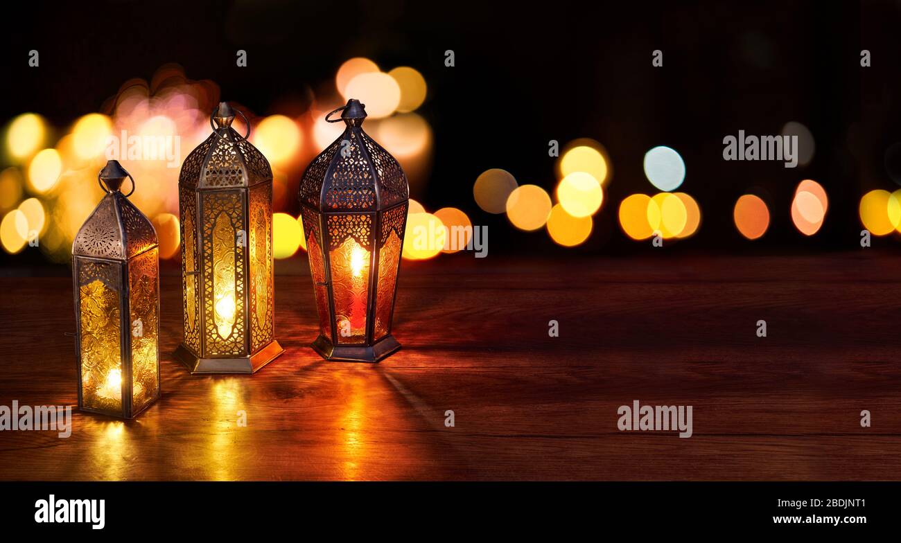 Ramadan Lights Border