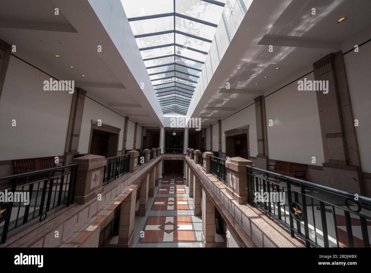 Empty capitol building hi-res stock photography and images - Alamy