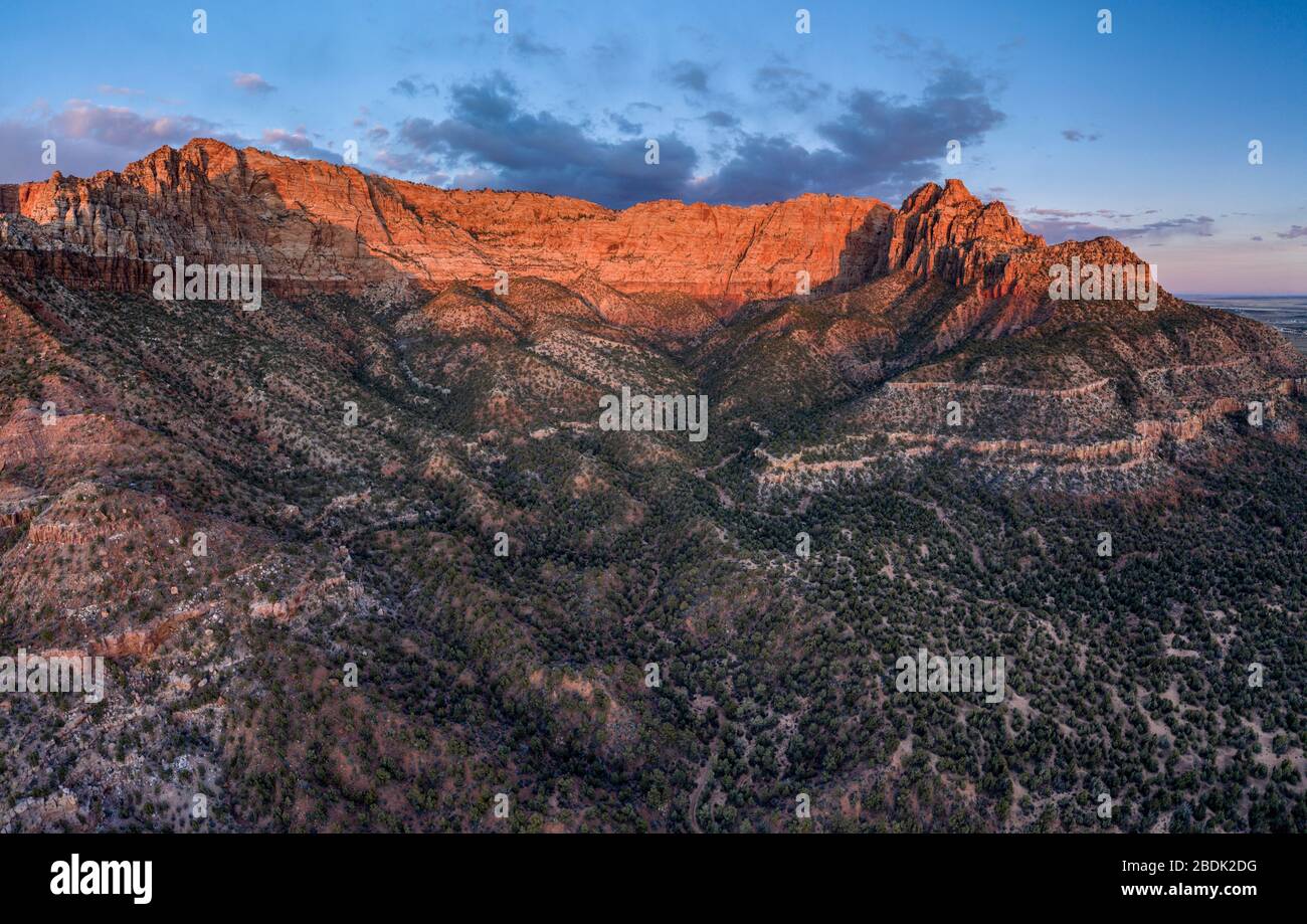 Alpenglow sunset hi-res stock photography and images - Alamy