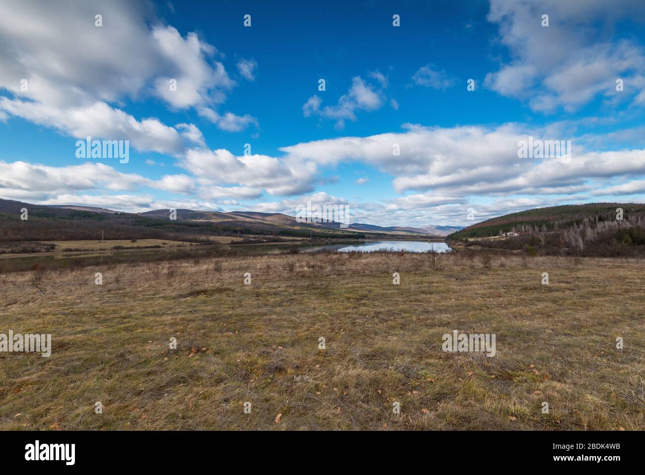 Scenic shot meadow cloudy hi-res stock photography and images - Alamy