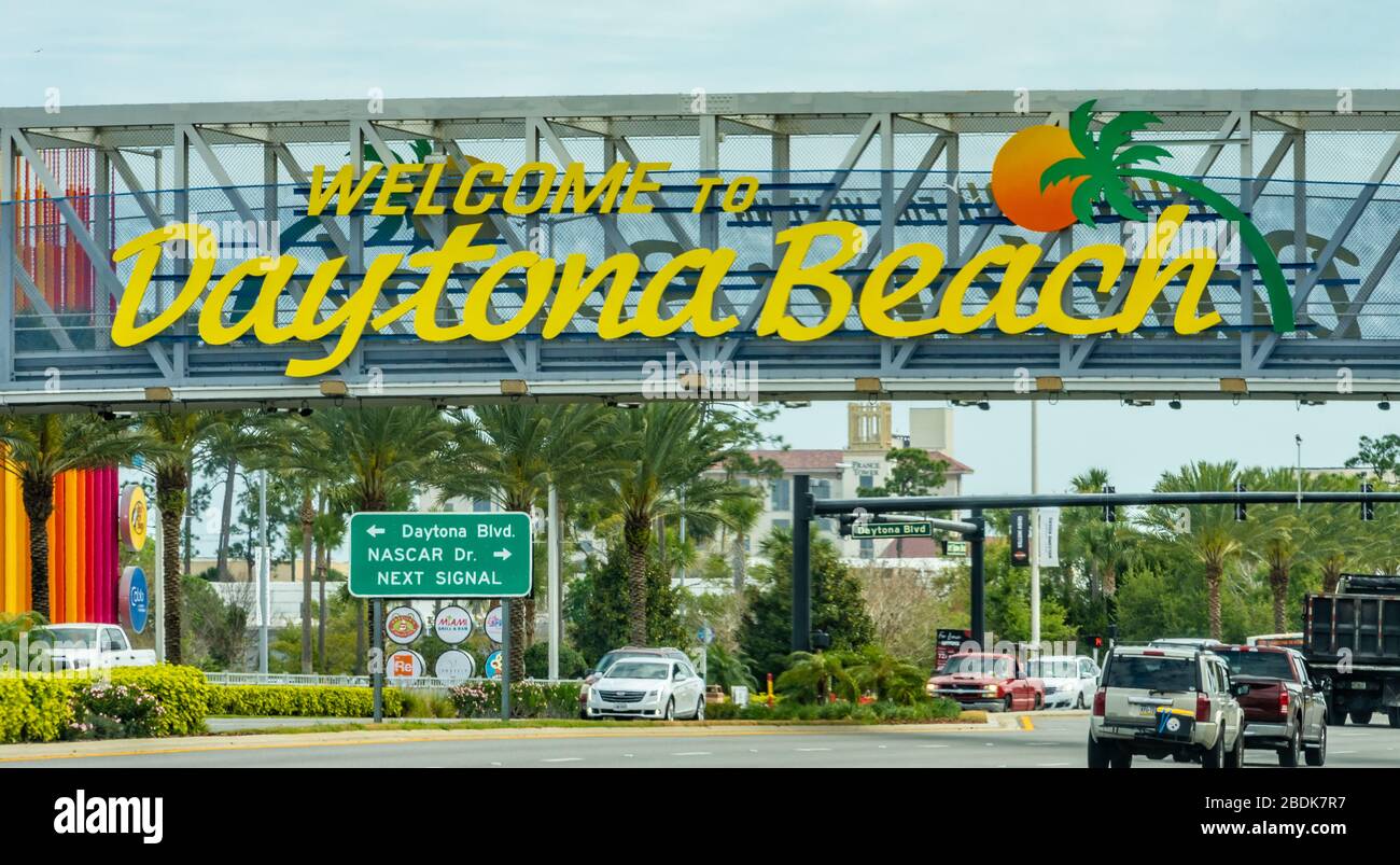 Daytona international speedway hi-res stock photography and images - Alamy