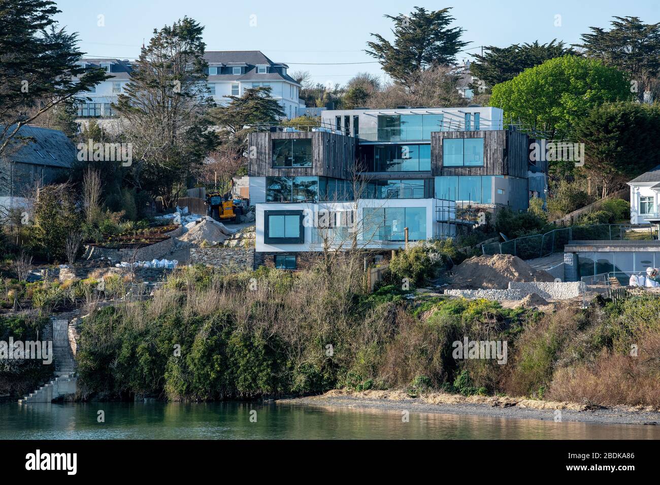 Gordon ramsay cornwall home hi-res stock photography and images - Alamy