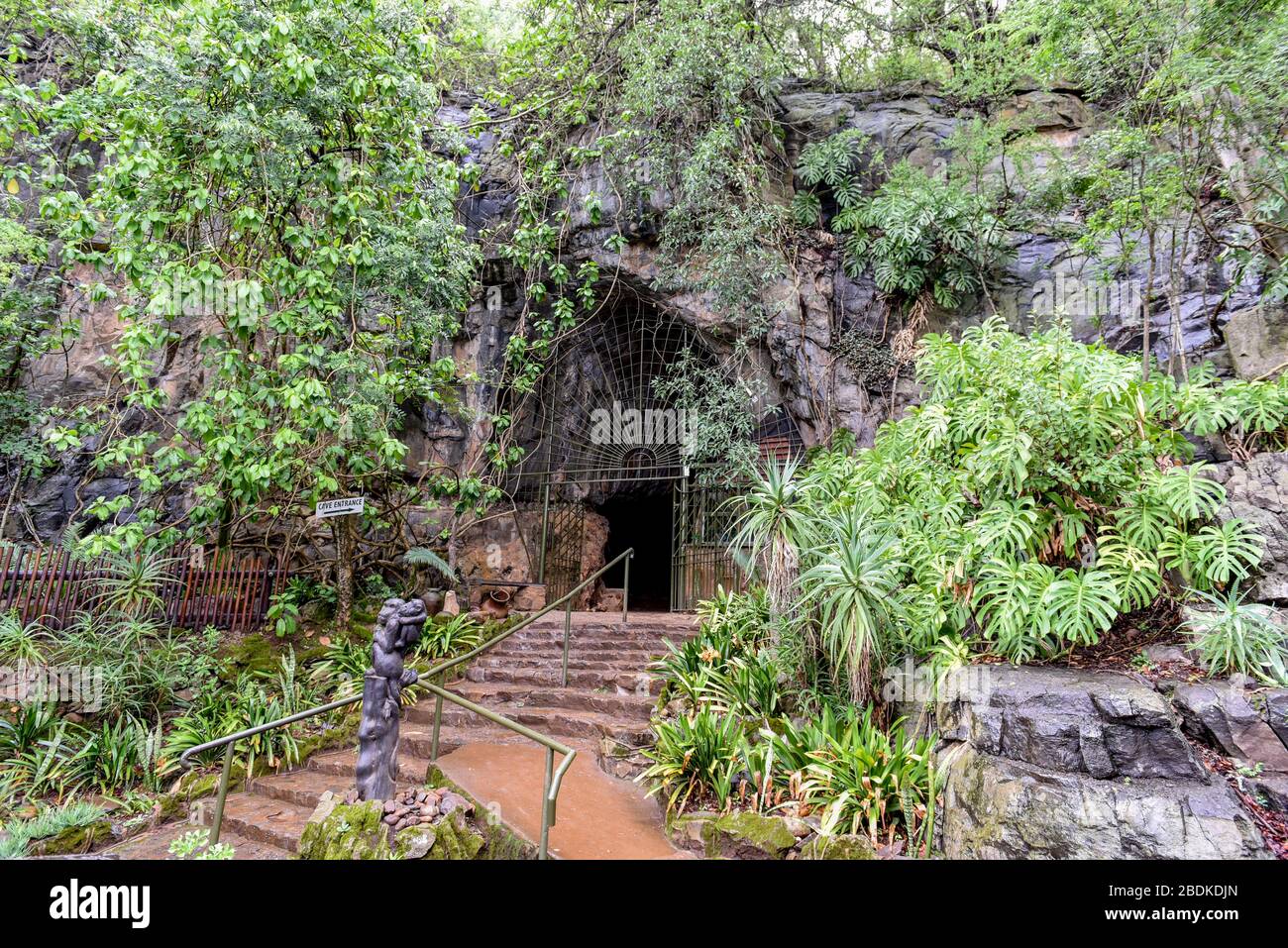 Entrance of the Sudwala Caves which are amongst the oldest caves in the ...