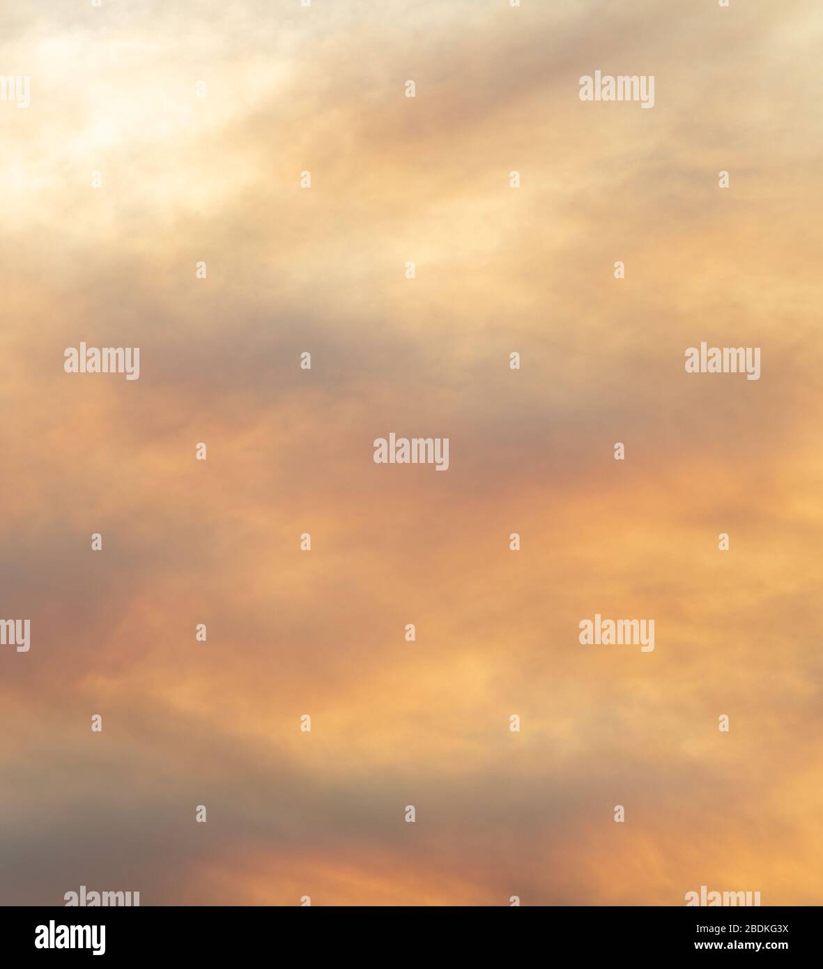 Smokey sky at sunset during bush fires in Australia Stock Photo - Alamy