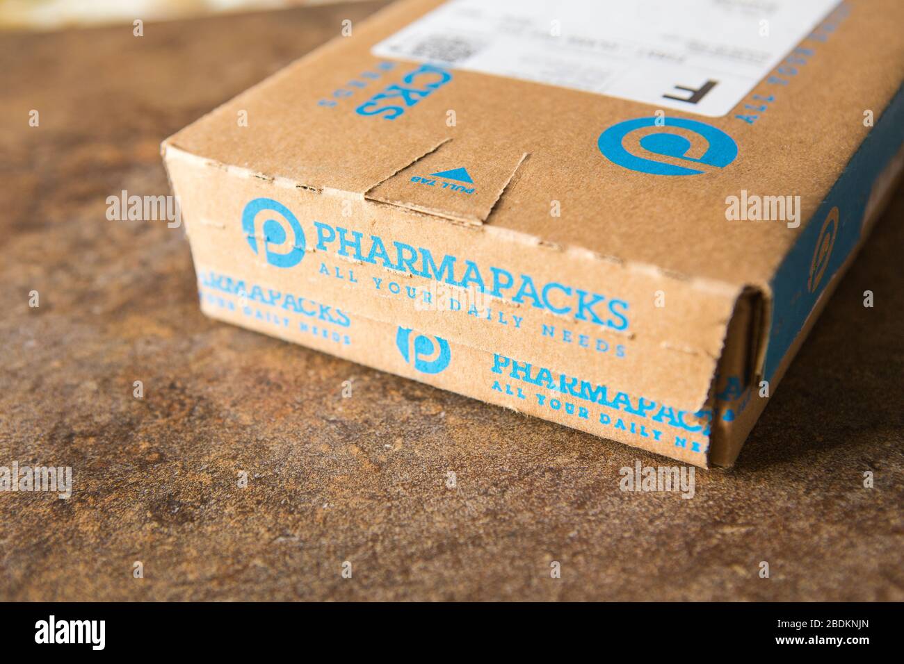 Online drugstore hi-res stock photography and images - Alamy