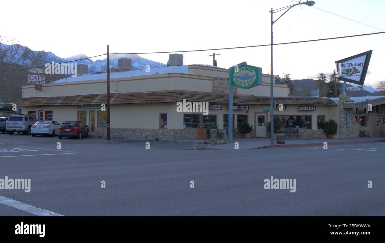 Typical street view in the historic village of Lone Pine - LONE PINE CA ...