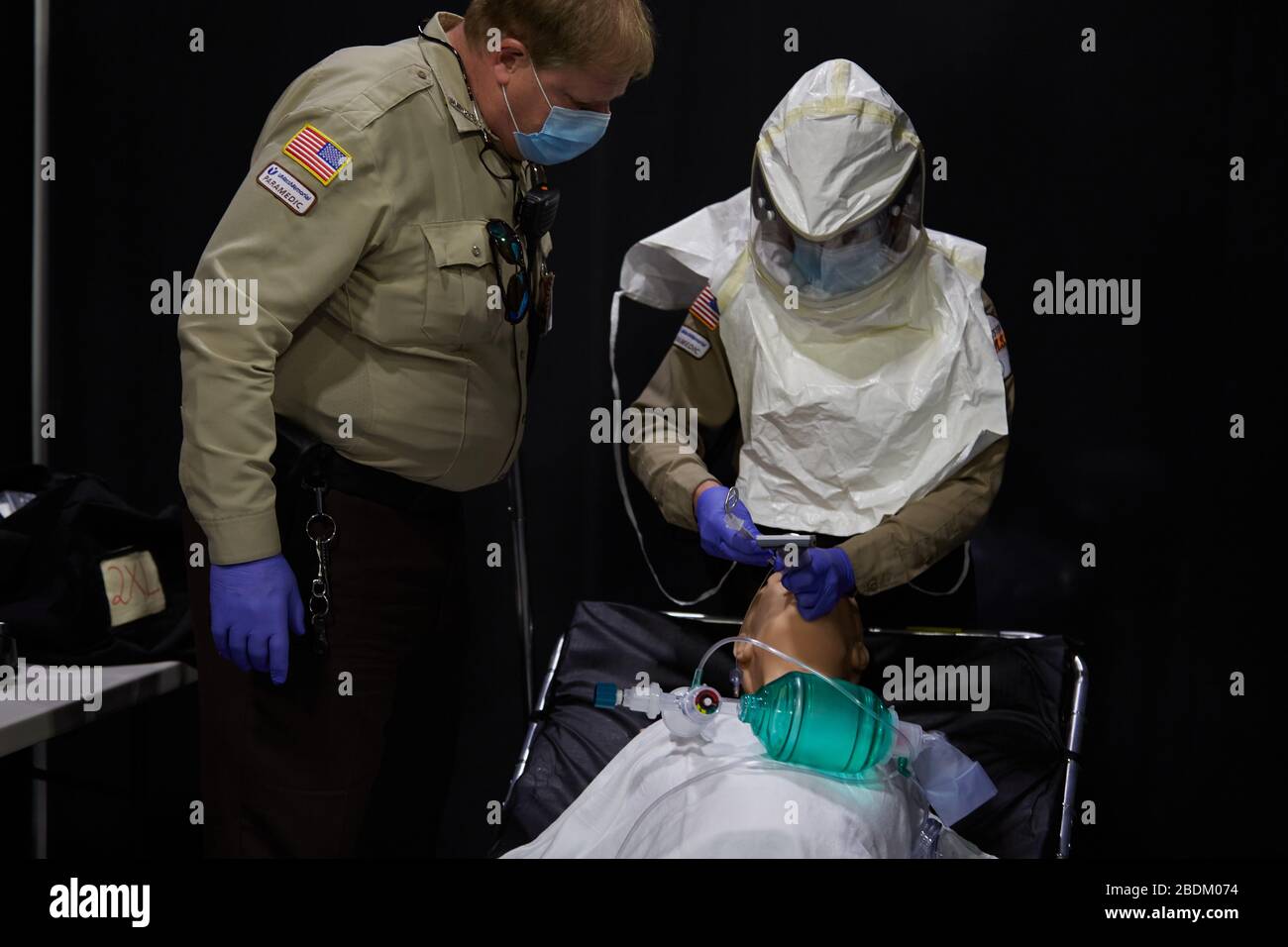 Intubation dummy hi-res stock photography and images - Alamy