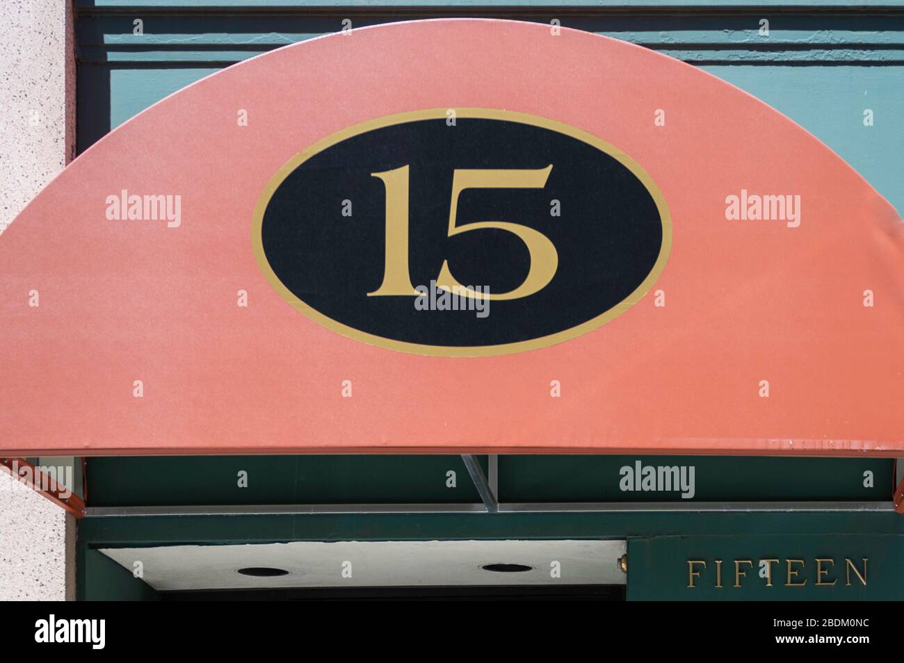 Street address number 15 taken in Hartford CT Stock Photo - Alamy