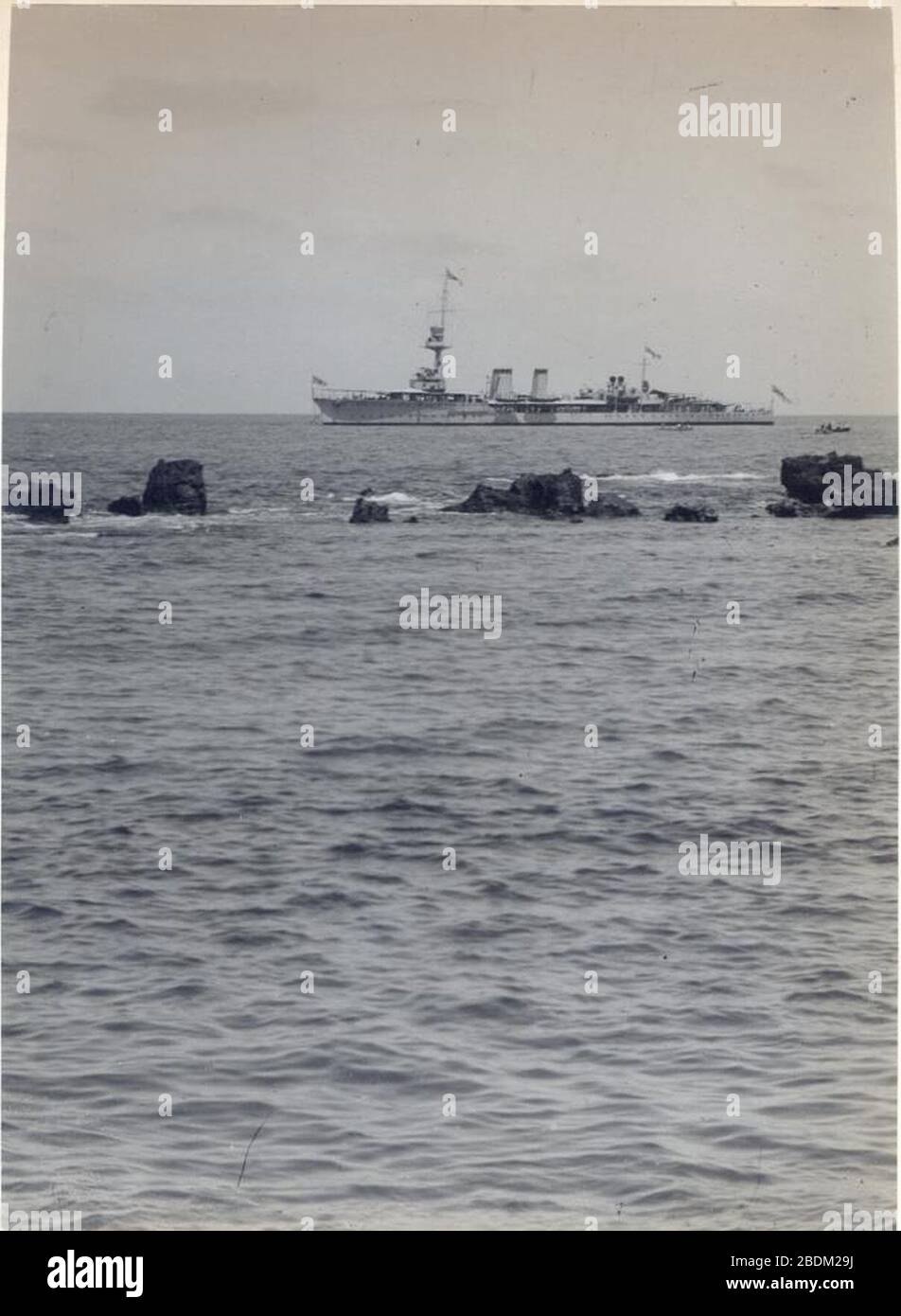 H m s centaur hi-res stock photography and images - Alamy