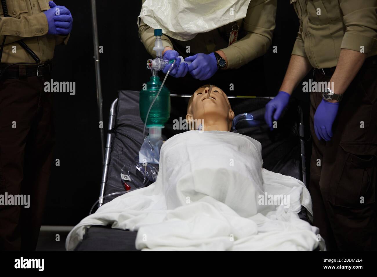 Intubation dummy hi-res stock photography and images - Alamy
