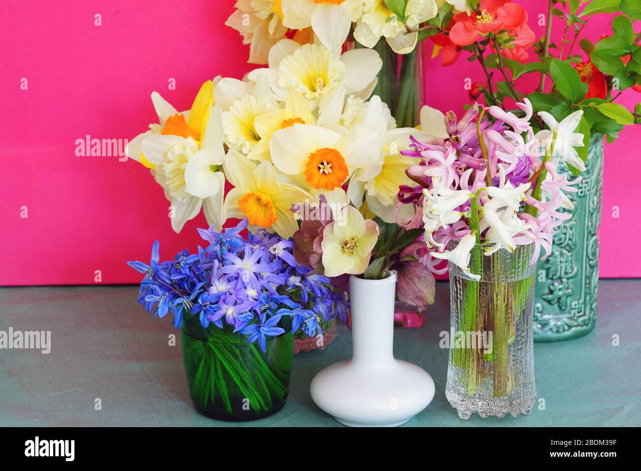 Bouquets of spring flowers in vases Stock Photo - Alamy