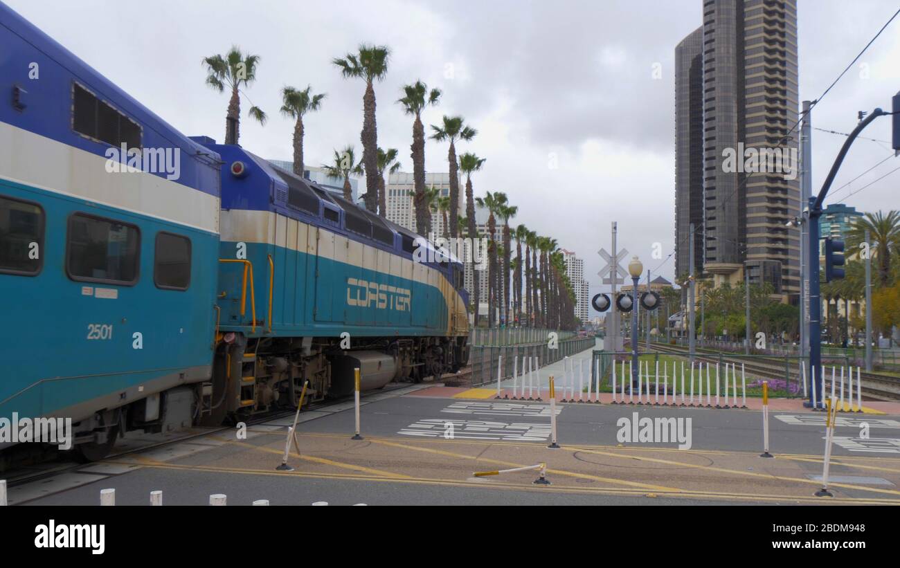 Cargo train california hi-res stock photography and images - Alamy