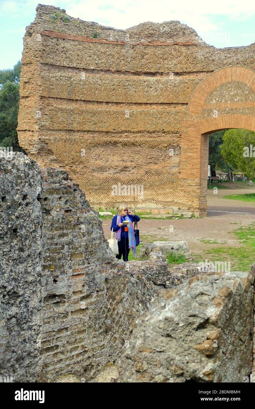 Hall of Doric Pillars - Villa Adriana - Tivoli, Italy Stock Photo - Alamy