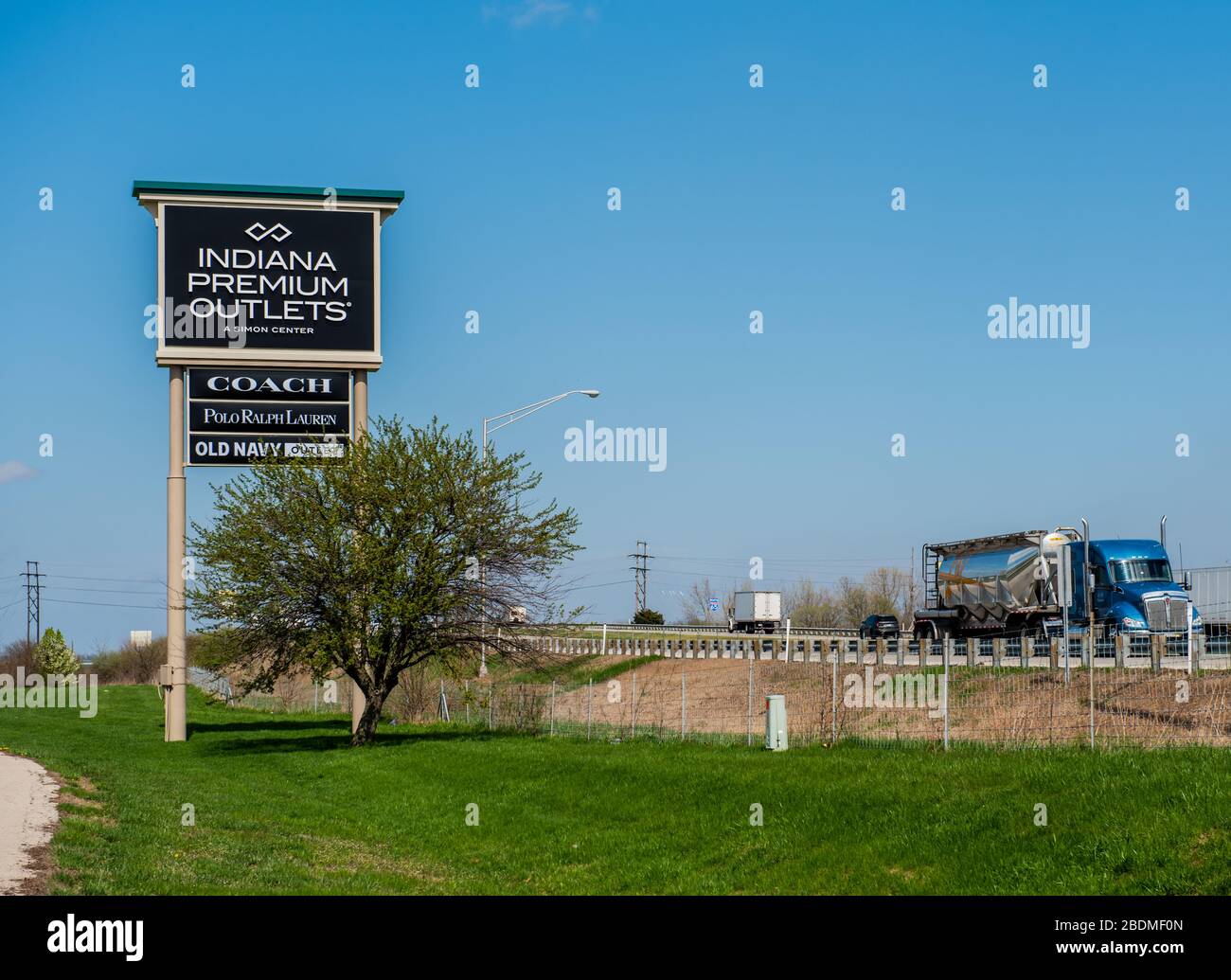 The abandoned Indiana Preumium Outlets mall in Edinburgh, Indiana Stock ...