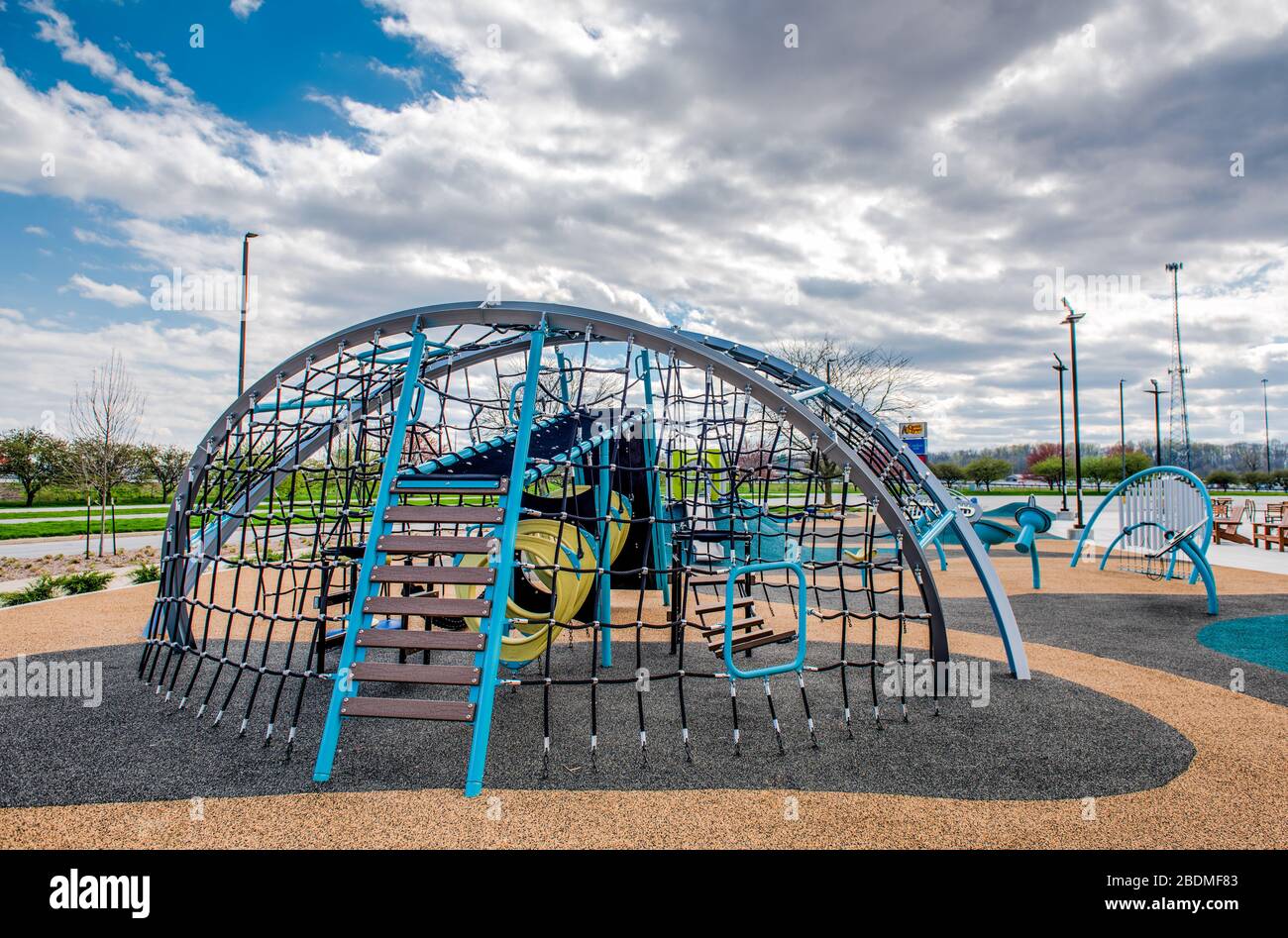The abandoned Indiana Preumium Outlets mall in Edinburgh, Indiana Stock ...