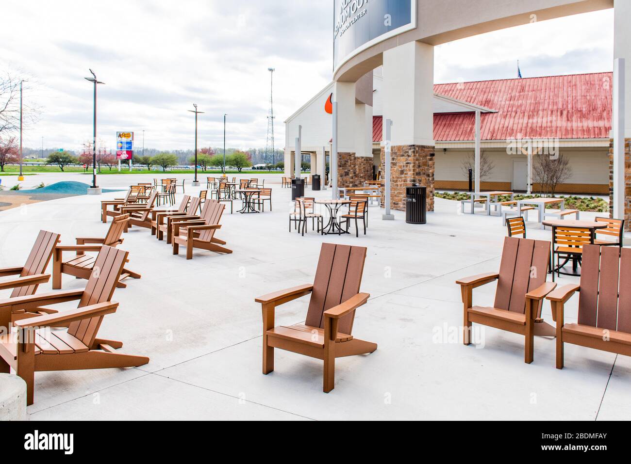 The abandoned Indiana Preumium Outlets mall in Edinburgh, Indiana Stock ...