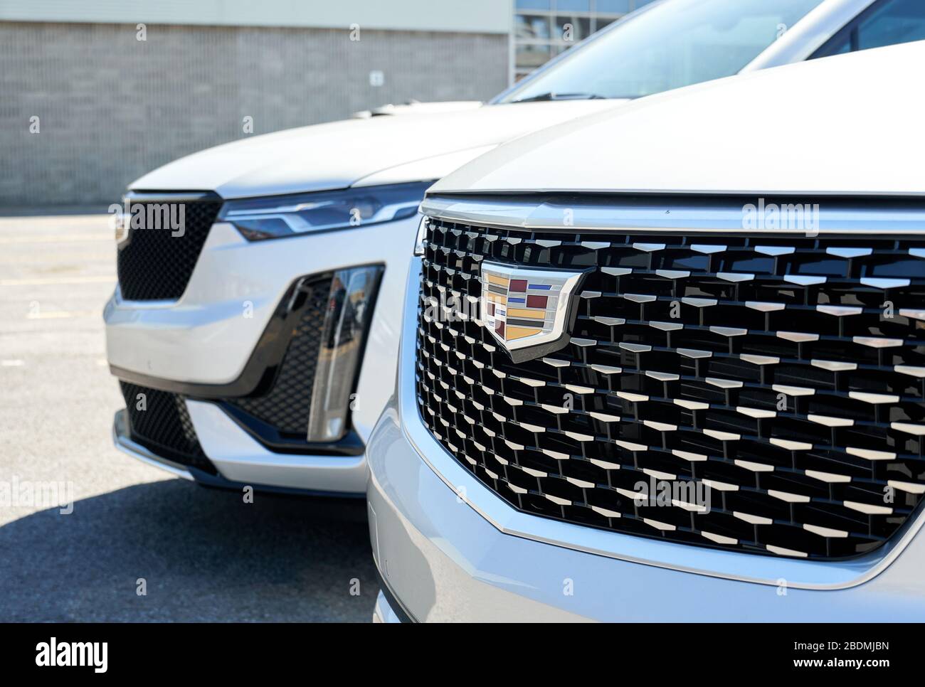 General motors canada logo hi-res stock photography and images - Alamy