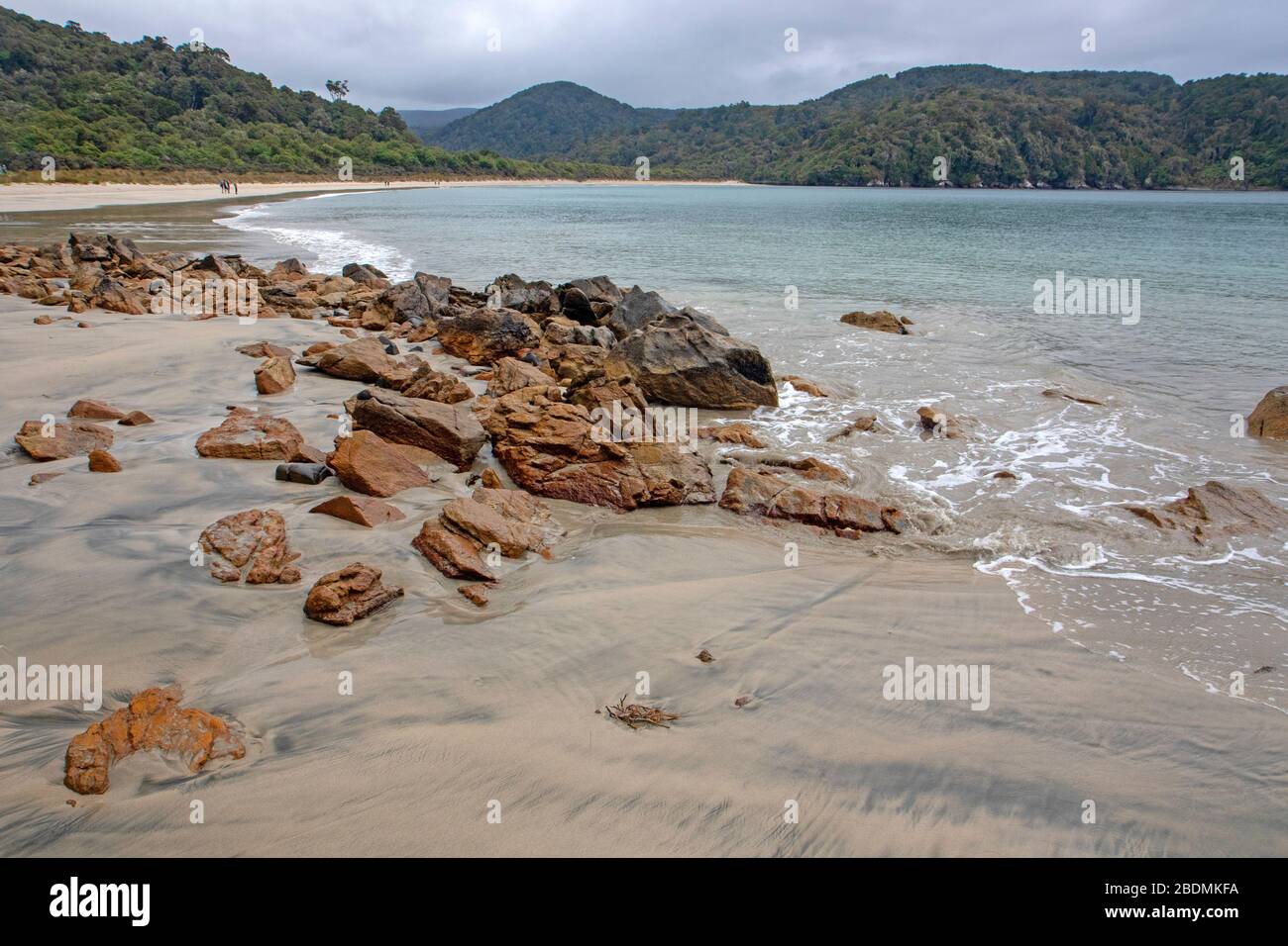 Maori beach stewart island hi-res stock photography and images - Alamy