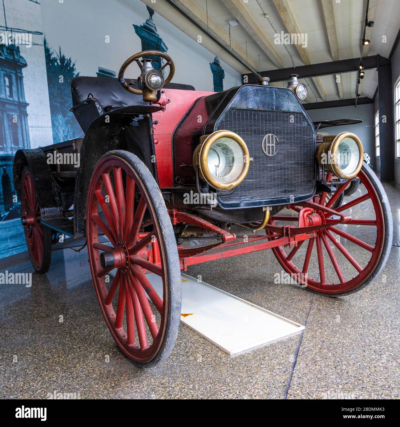 1912 International Highwheeler MW truck on display at the Bill ...
