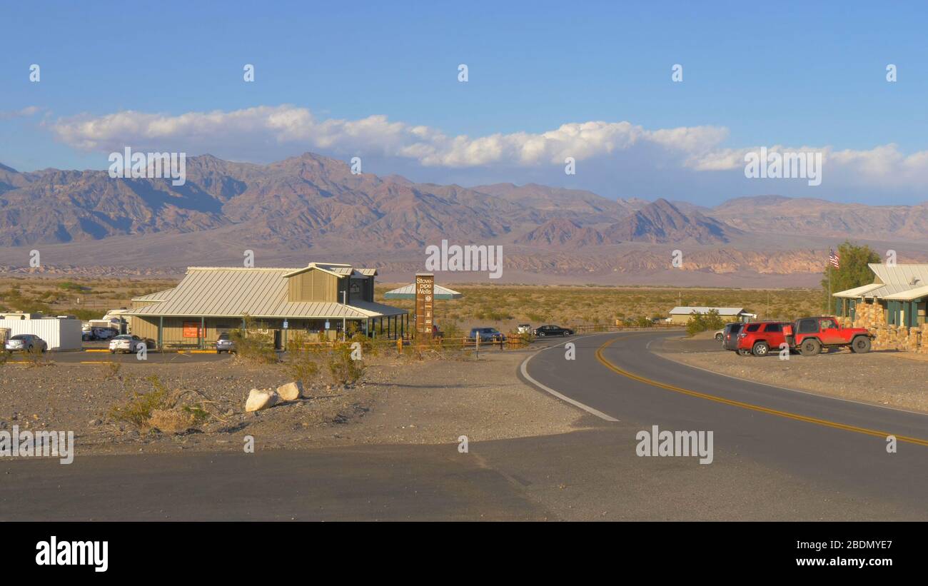 Street view in Stovepipe Wells at Death Valley - BEATTY, USA - MARCH 29 ...