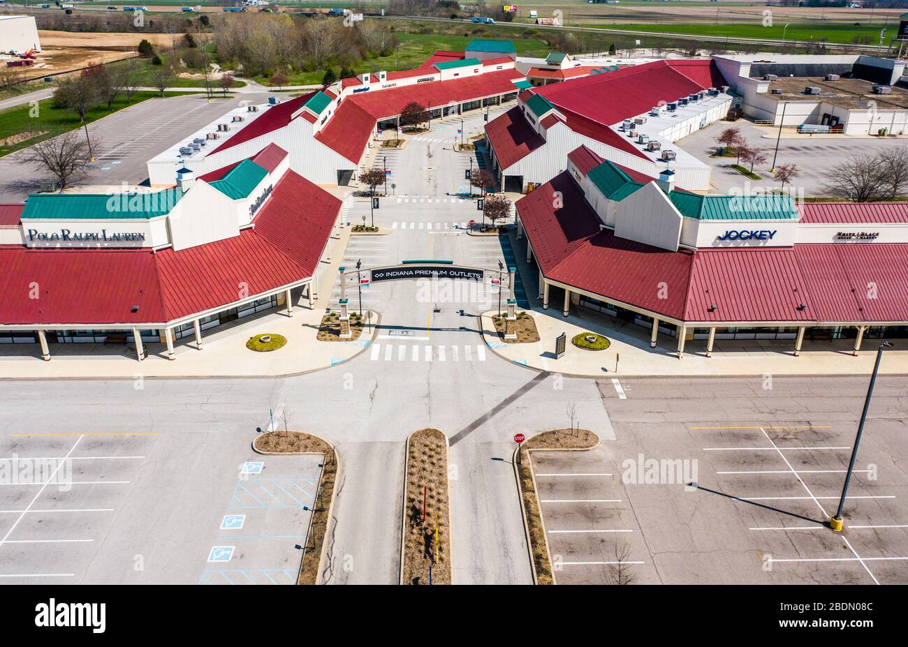 The abandoned Indiana Preumium Outlets mall in Edinburgh, Indiana Stock ...