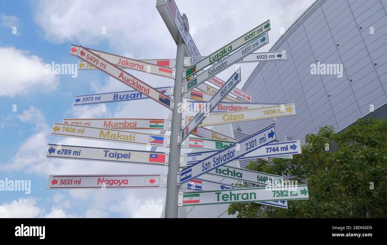 Direction signs to the sister cities of Los Angeles - CALIFORNIA, USA ...