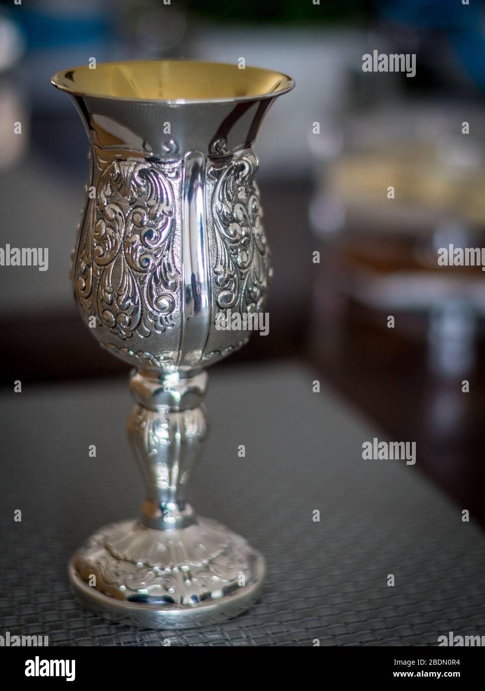 Antique silver goblet silverware wine hi-res stock photography and ...