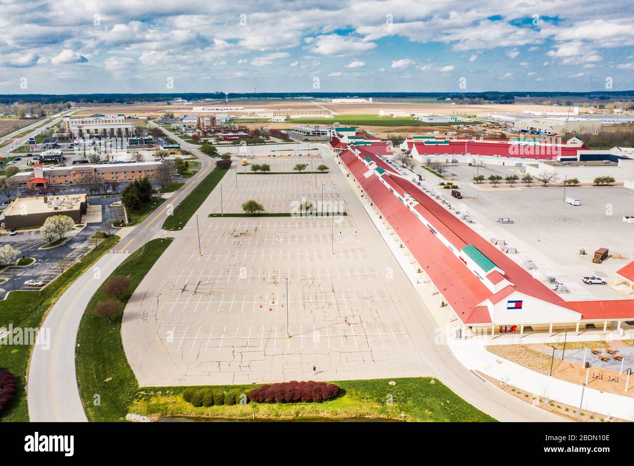 Outlets mall indiana hi-res stock photography and images - Alamy