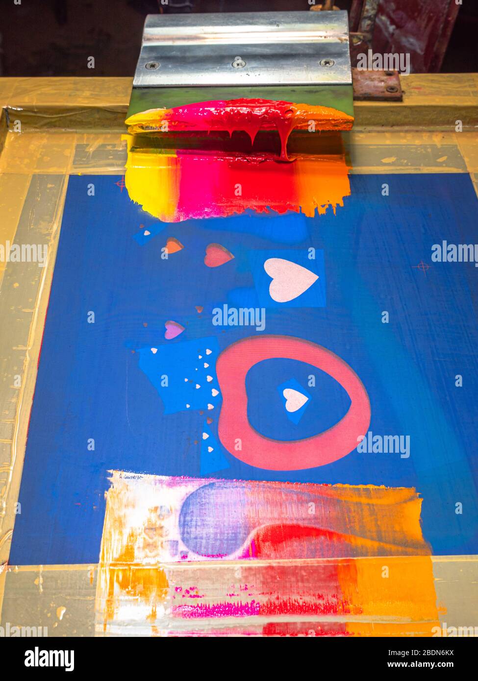 blend hot tone color of screen printing ink for print tee shirt Stock ...