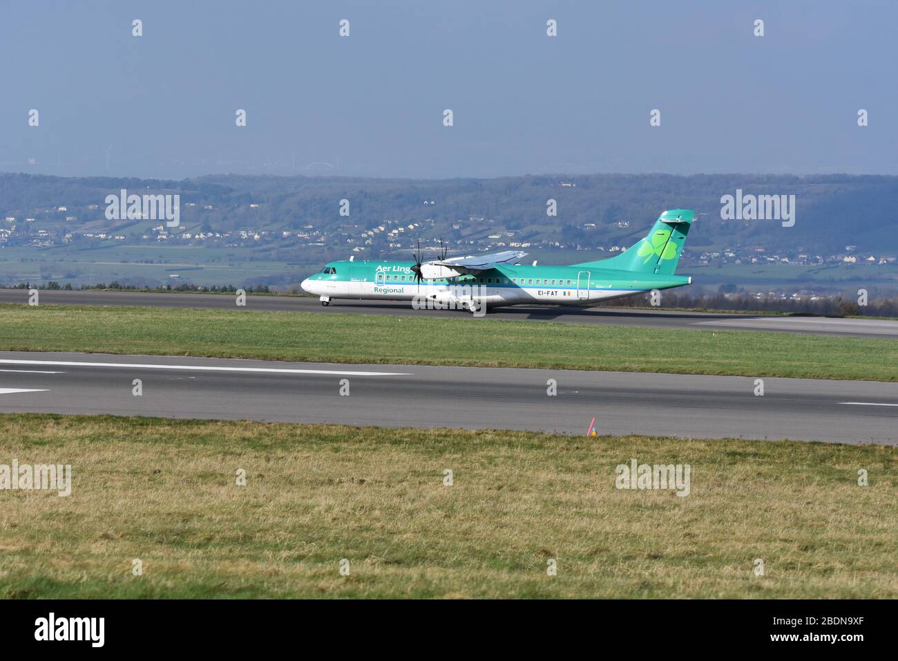 United small planes hi-res stock photography and images - Alamy