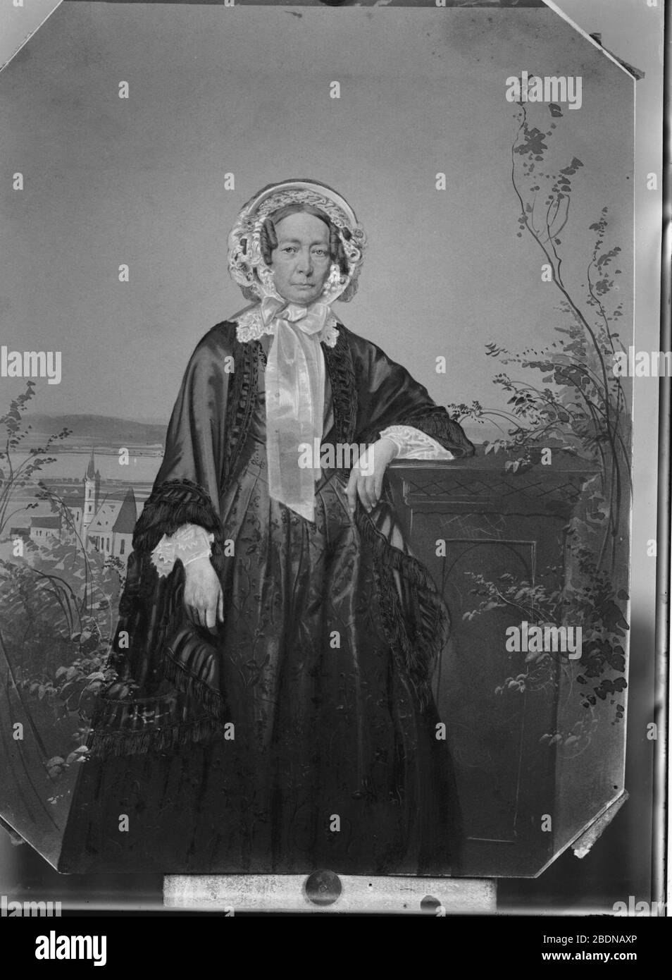 Alte dame Black and White Stock Photos & Images - Alamy