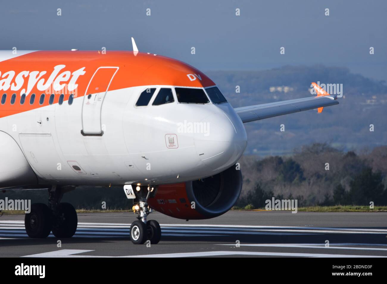 Easyjet front plane close hi-res stock photography and images - Alamy