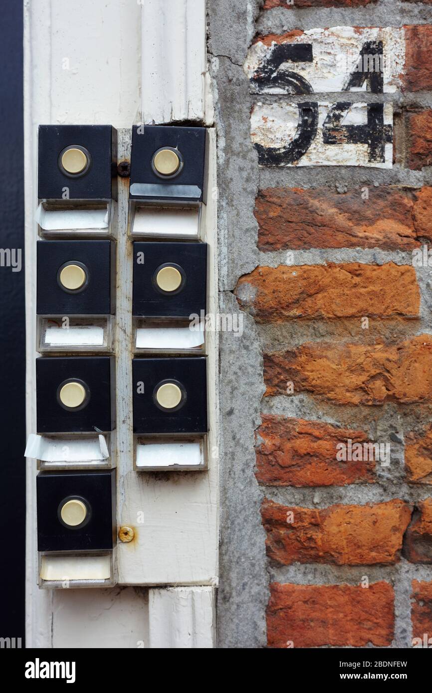 Seven doorbells at a house entrance Stock Photo - Alamy