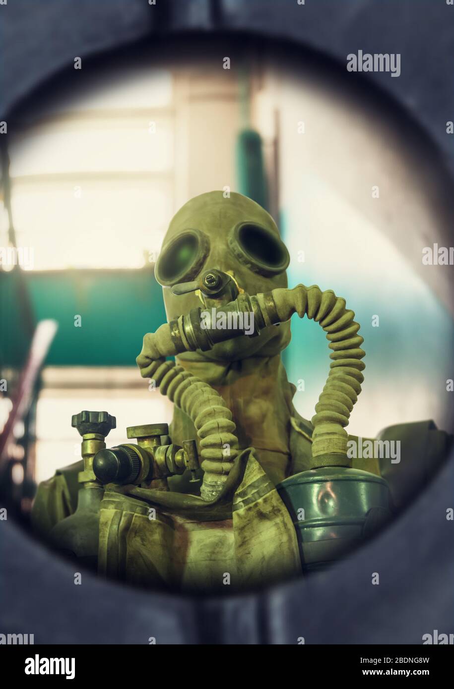 Biohazard hazmat suit chemical hi-res stock photography and images - Alamy