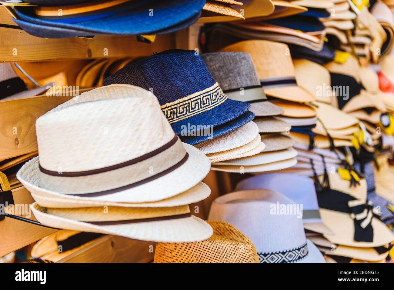 Variety of straw hats hi-res stock photography and images - Alamy