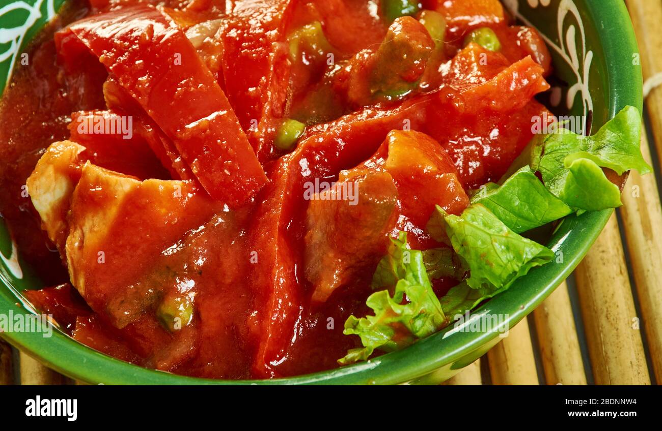 Chicken Xacuti delicious Goan chicken curry that exudes an aromatic ...