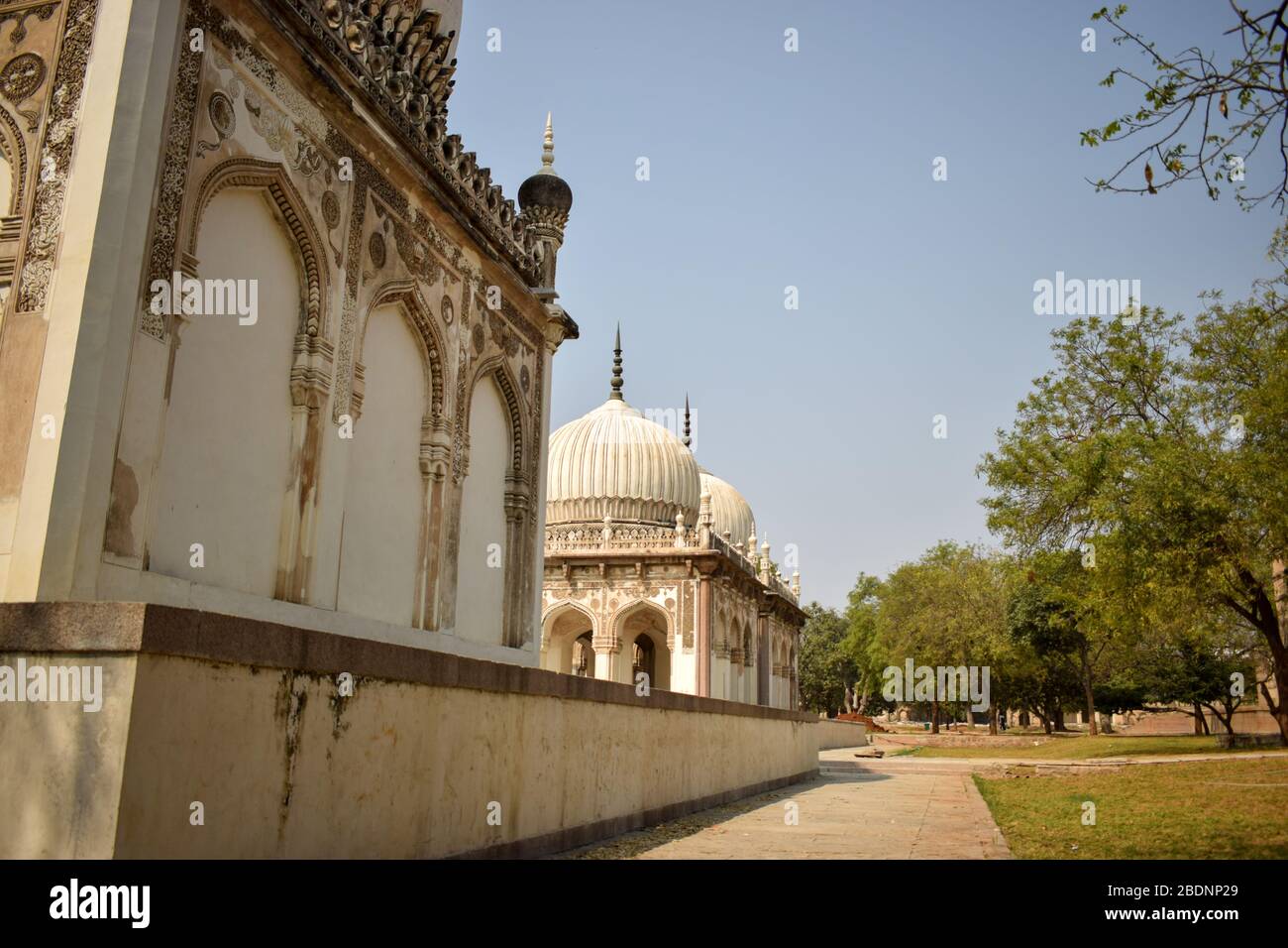 Open tombs hi-res stock photography and images - Alamy