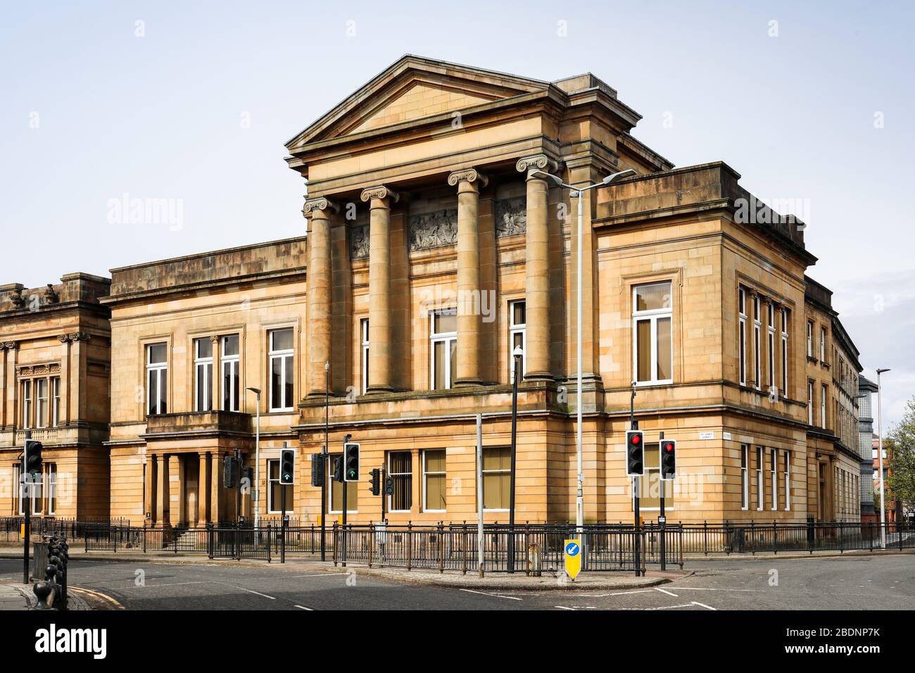 Sheriff court courtroom hi-res stock photography and images - Alamy