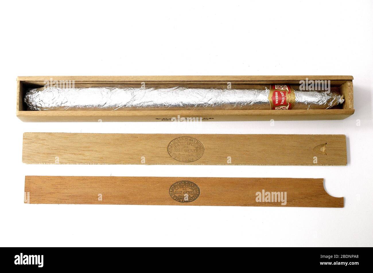 large cuban cigar Gran Gener Stock Photo - Alamy