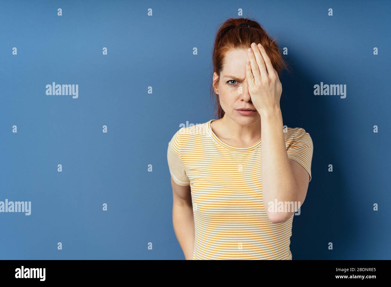 Woman eye red problem hi-res stock photography and images - Alamy