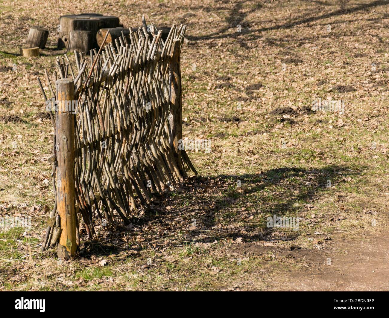 Early log fence hi-res stock photography and images - Alamy