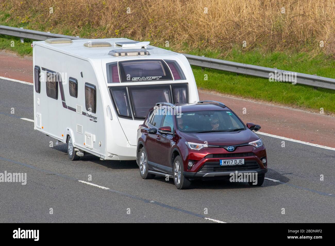 Toyota rav4 excel hev cvt hi-res stock photography and images - Alamy