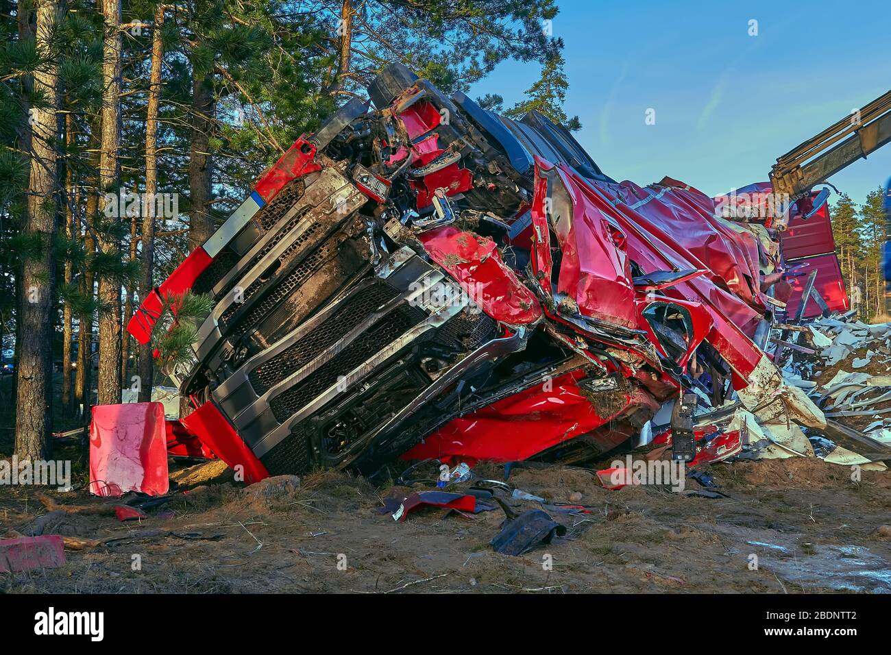 Car collision tree hi-res stock photography and images - Alamy